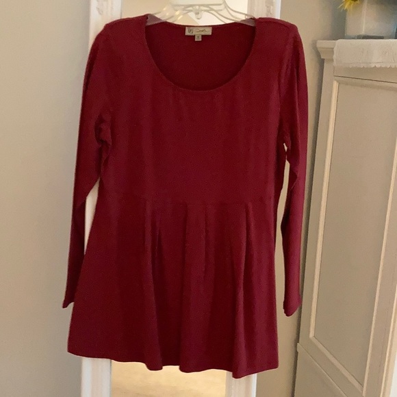 DG2 by Diane Gilman | Tops | Dg2 Long Sleeve Top | Poshmark